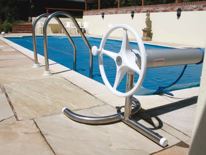 Domestic Slidelock Telescopic Reel System for Swimming Pools - Pool Market
